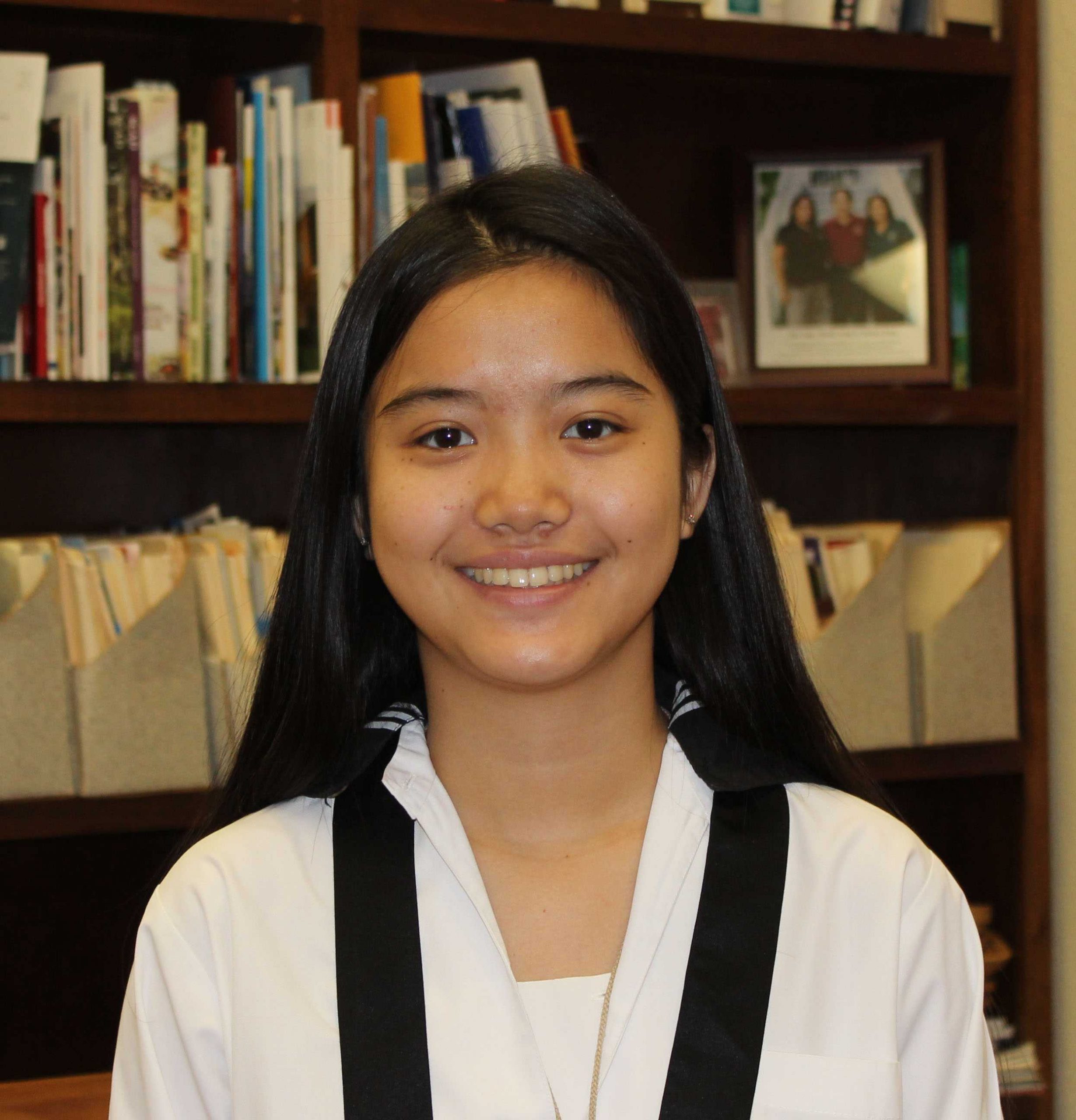 Senior Victoria Lee awarded full ride at University of Hawaii – Ka Leo